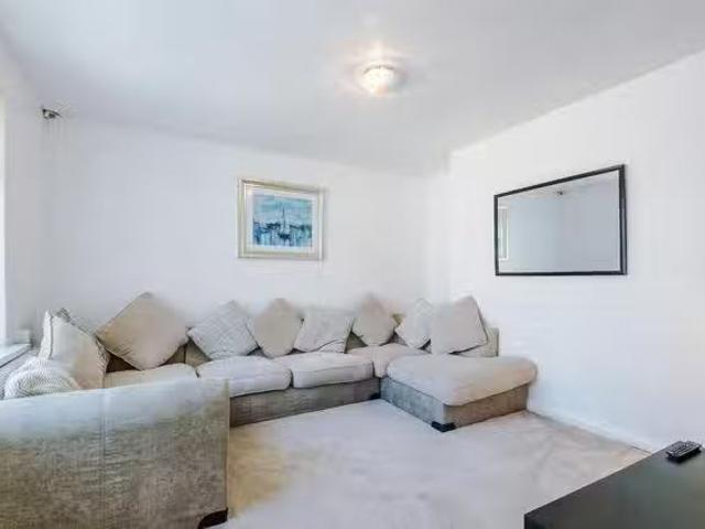 Cheap 1 BR Bertie Street, Bradford