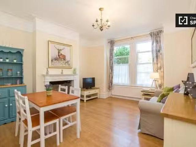 Rental! 1 BR Charming 2 bedroom flat to rent in Harrow, London