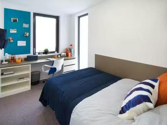 Cozy 1 BR Grand Felda House, London Two Bed Apartment