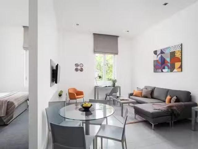 Cheap 1 BR Nevern Place