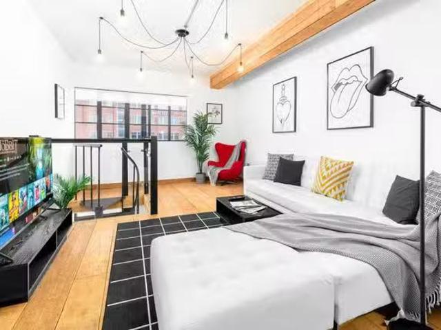 Rental! 1 BR New Town Row, Birmingham