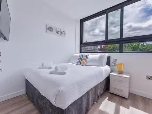 New 1 BR North Church Street