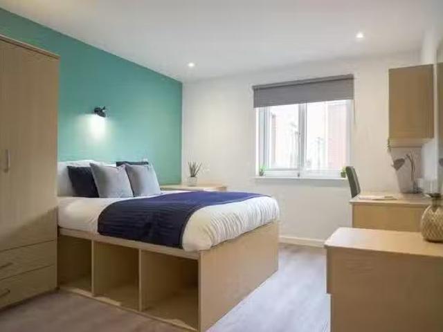 Just in! 1 BR Park View Gold Ensuite
