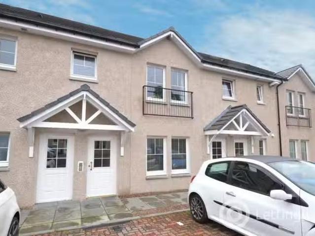 For Rent! 1 BR Property to rent in Mc Donald Court, The Square.