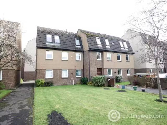 Deal! 1 BR Property to rent in Ettrickdale Place, Canonmills.