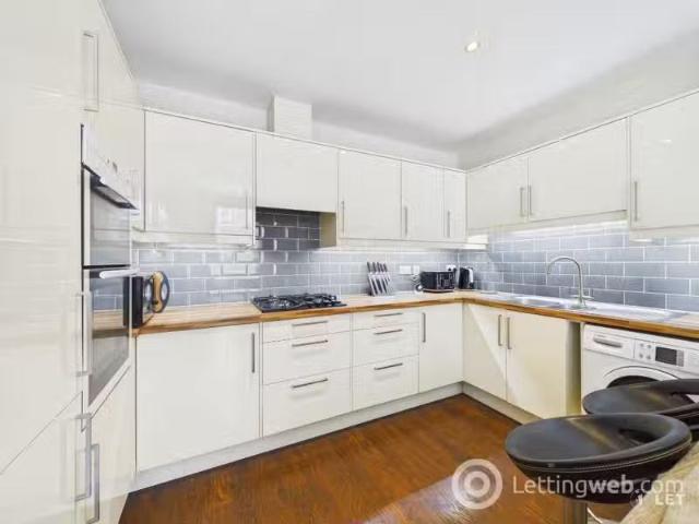 Charming 1 BR Property to rent in Lorne Street, Leith, Edinbur.