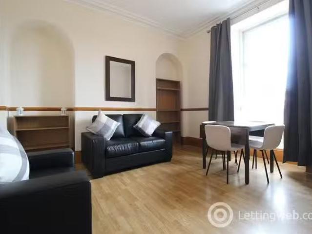 Nice 1 BR Property to rent in Rosemount Place, Floor Left, AB25