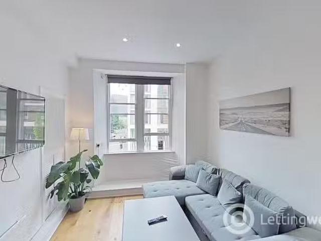 For Rent! 1 BR Property to rent in St Leonards Street, Edinbur.