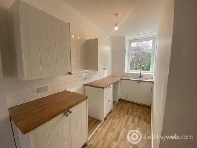 Cozy 1 BR Property to rent in Victoria Road, Torry, Aberdeen.
