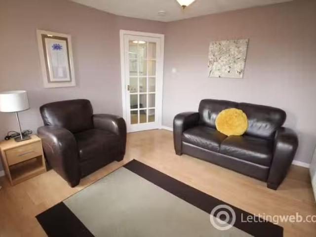 New 1 BR Property to rent in 309 Clifton Road TFR