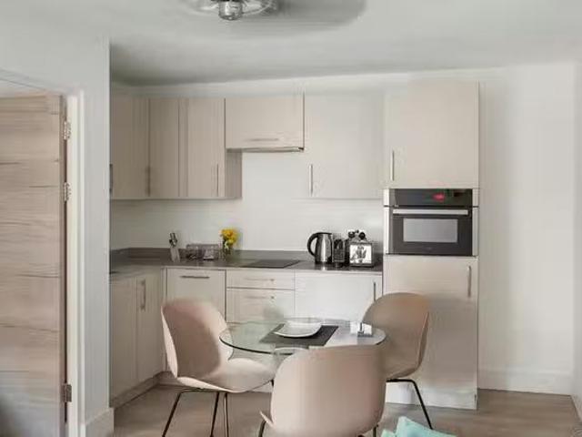 Unique 1 BR Queen Square, Brighton