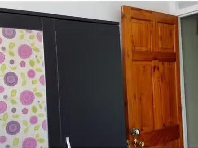 Charming 1 BR Room in shared flat for rent in Boleyn, London