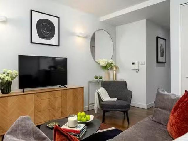 Deal! 1 BR Steward Street