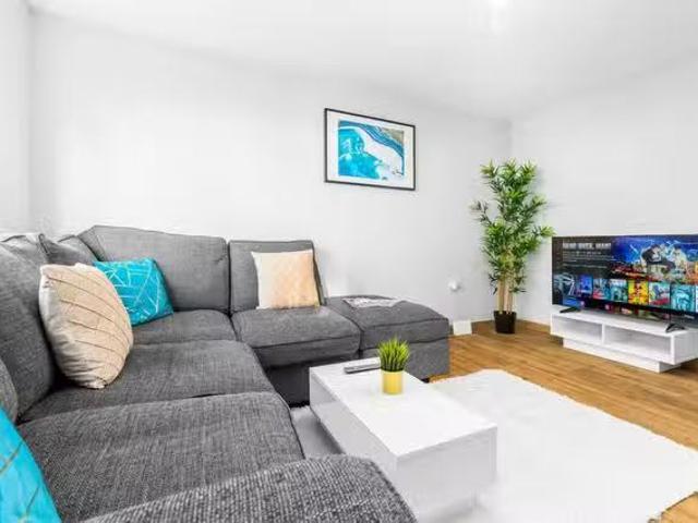 Deal! 1 BR Stewkins, Stourbridge