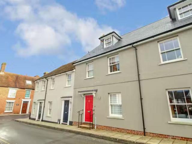 Deal! 2 BA 4 bedroom house for rent in Pye Lane, Wimborne, Dor.