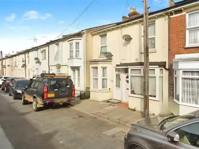 New 2 BA 5 bedroom House to rent, Hampshire Street, Portsmouth.