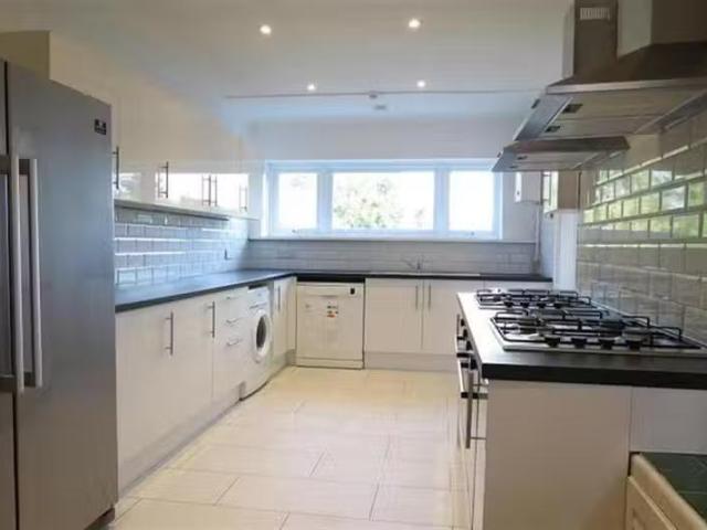 Nice 2 BA 7 bedroom house for rent in 7 bedroom Detached House.