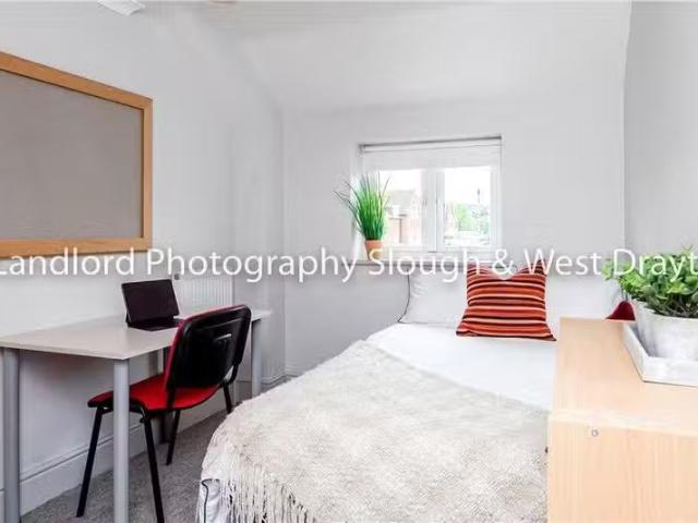 Just in! 2 BA 1 bedroom house share for rent in Broomfield, Gu.
