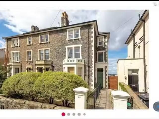 Cozy 2 BA 1 bedroom house share for rent in Knowle Rd, Bristol.