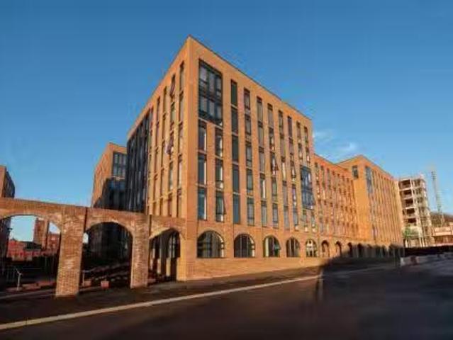 Cheap 2 BA 2 bedroom apartment for rent in Neptune Place, L8
