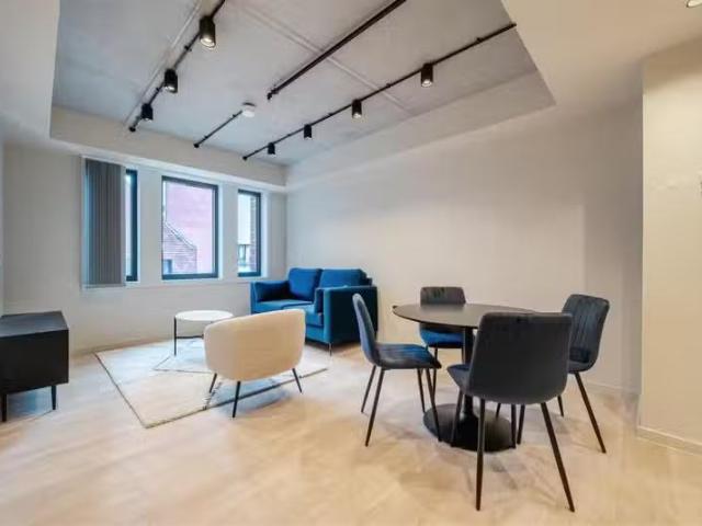 Rental! 2 BA 2 bedroom apartment for rent in SETL, Ludgate Hil.