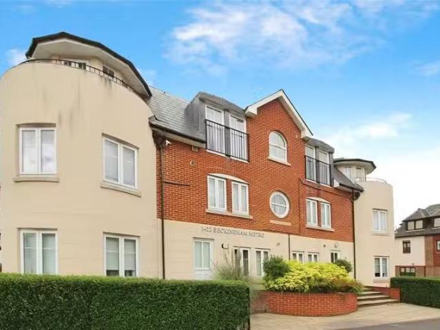 Cheap 2 BA 2 bedroom Flat to rent, Beckingham Metro Station Ro.