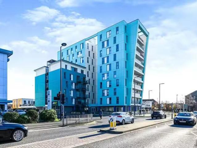 For Rent! 2 BA 2 bedroom Flat to rent, Fratton Way, Southsea.