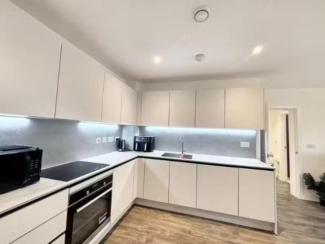 New 2 BA 2 bedroom flat for rent in 82 Winterdale House, Easte.
