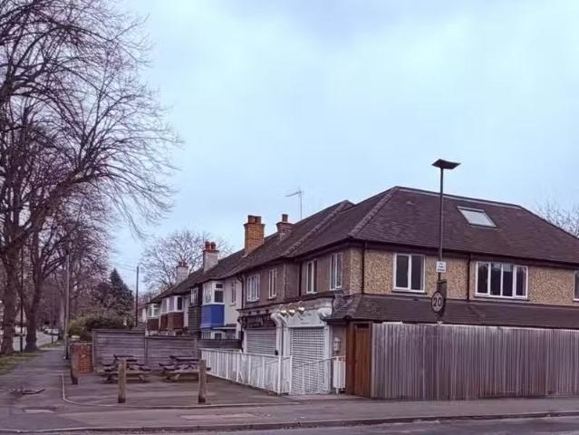 Cozy 2 BA 2 bedroom flat for rent in Billesley Lane, Moseley.