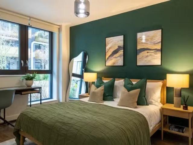 Cozy 2 BA 2 bedroom flat for rent in Flat B001, 2 Vanguard Way.