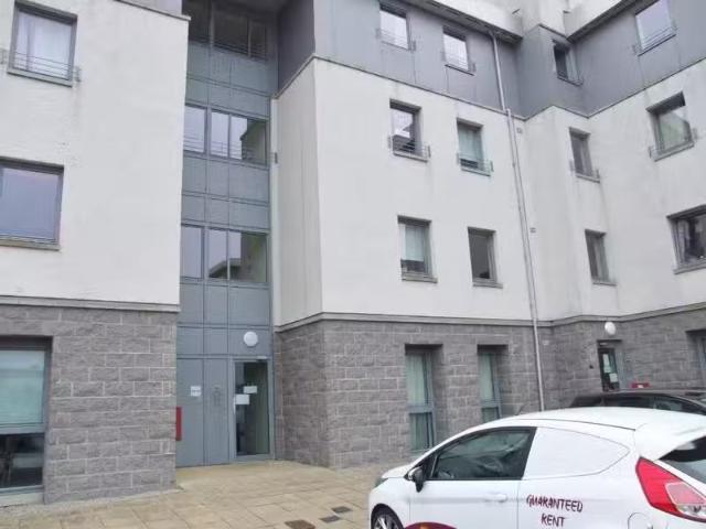 New 2 BA 2 bedroom flat for rent in Merkland Lane, Pittodrie.