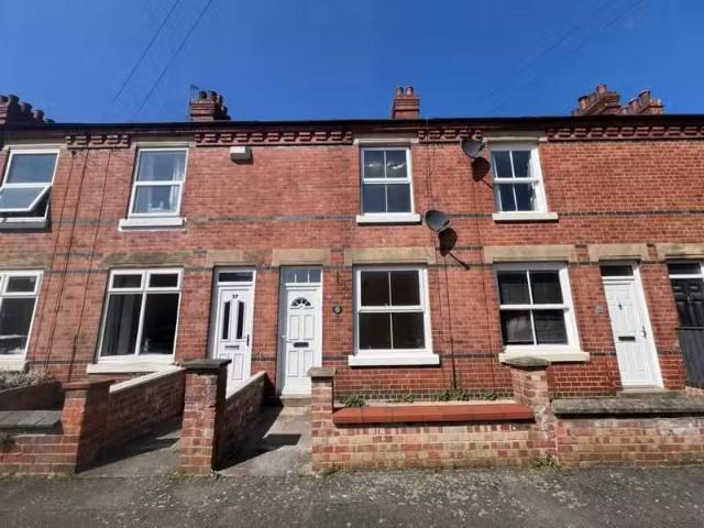 New 2 BA 2 bedroom terraced house for rent in Fernie Avenue, M.
