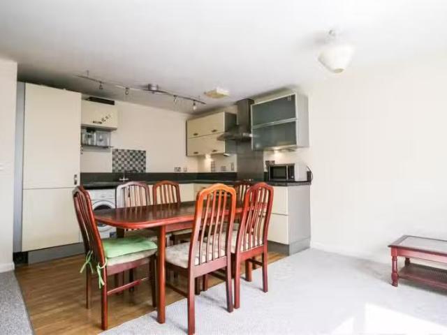 Nice 2 bedroom apartment for rent in Westgate, 10 Arthur Place.