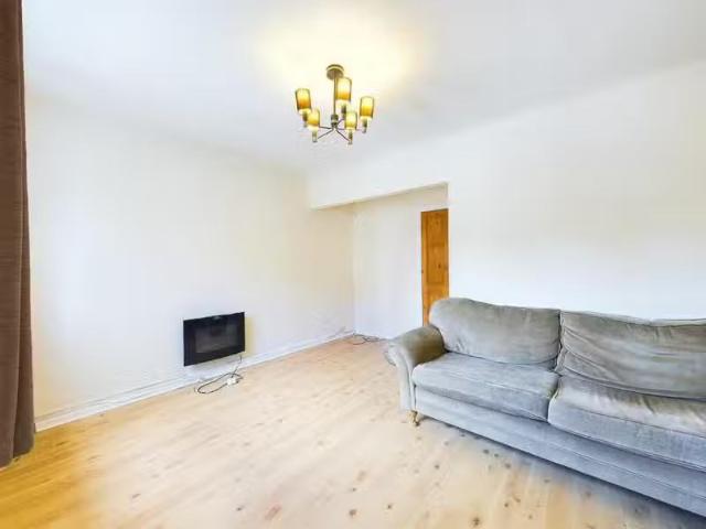 New 2 bedroom flat for rent in Hollings Court, Hollings Street.