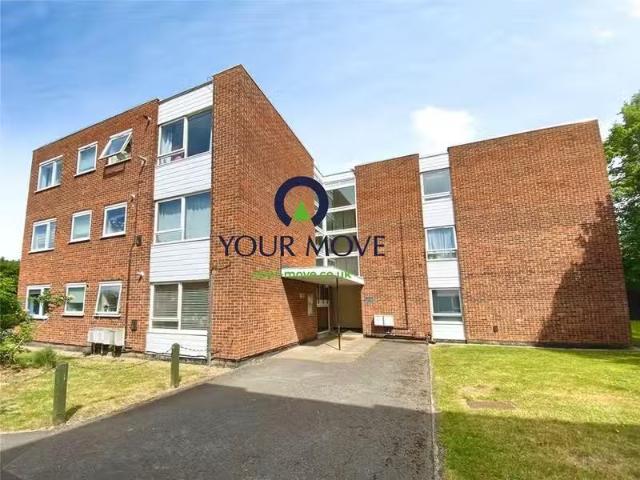 Just in! 2 bedroom Flat to rent, Overton Road, Sutton, SM2 £1.