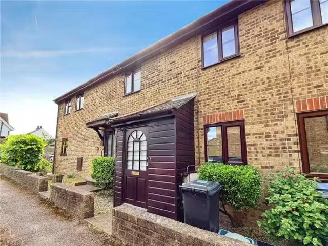 New 2 bedroom House to rent, Cheriton Road, Walmer, CT14 £1,1.