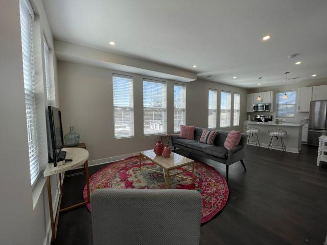 New 2 Bedroom 2.5 Bathroom Corner Unit in Ralston
