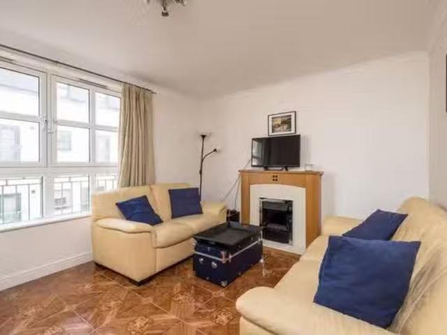 Unique 2 BR Calton Road