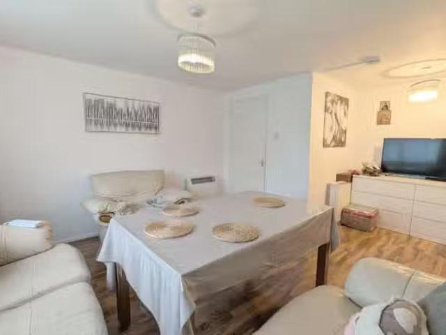 For Rent! 2 BR Charles Crescent, HARROW
