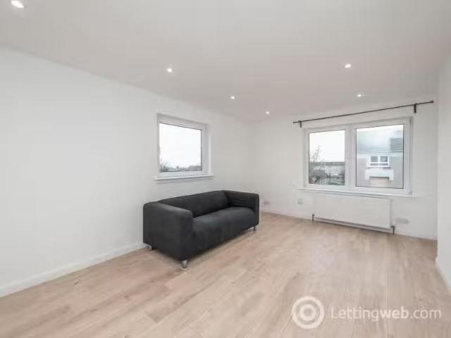 Just in! 2 BR Property to rent in Bailie Terrace, Edinburgh, M.