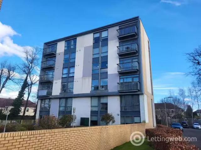 Deal! 2 BR Property to rent in Brabloch Park, Paisley, Renfrew.
