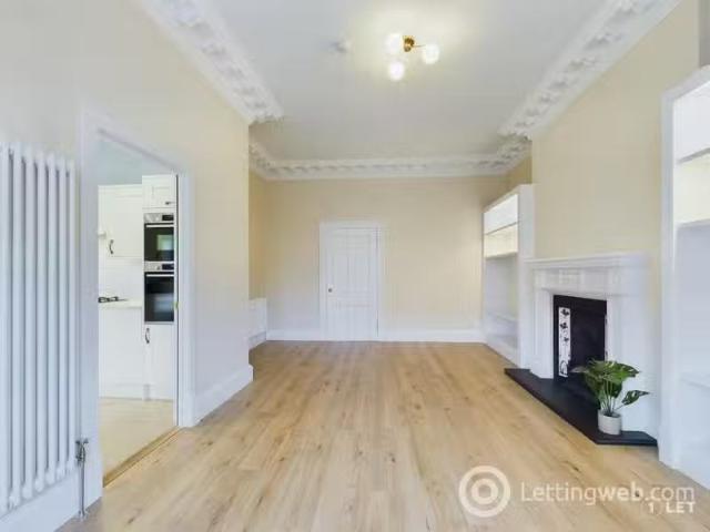 New 2 BR Property to rent in Braid Crescent, Morningside, Edin.