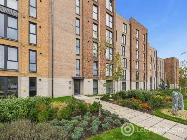 Rental! 2 BR Property to rent in Cunningham Square, Portobello.