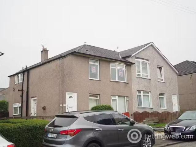 New 2 BR Property to rent in Curtis Avenue, Kings Park, Glasgo.