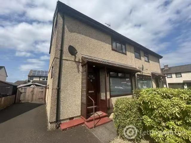 Rental! 2 BR Property to rent in Chestnut Avenue, Whitburn