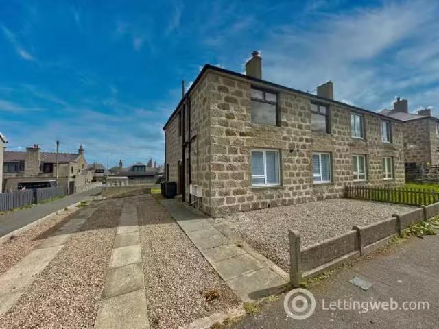 Unique 2 BR Property to rent in Faithlie Street, Fraserburgh.