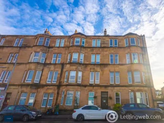 Cheap 2 BR Property to rent in Flat 1/1, 5 Mearns Road, Clarks.