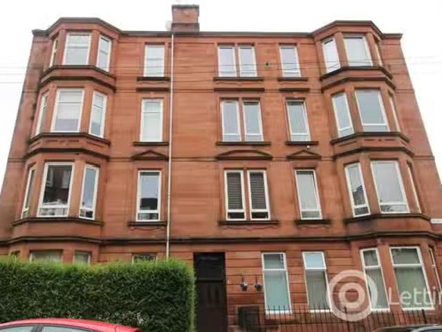 Unique 2 BR Property to rent in Ingleby Drive, Dennistoun, Gla.