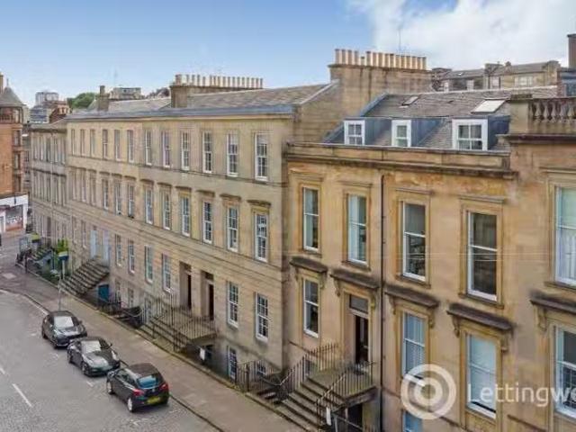Just in! 2 BR Property to rent in Lynedoch Street, Park, Glasg.