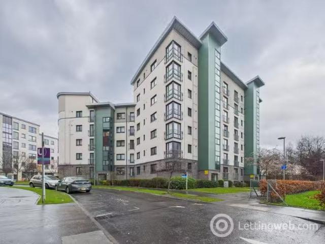 Deal! 2 BR Property to rent in Lochend Park View, Lochend, Edi.